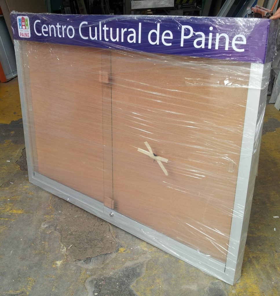 Diario mural corcho natural cenefa recta 15 y 20 cm de alto en alucobond